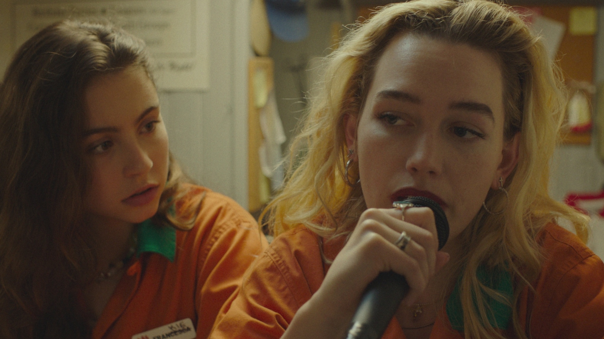 Interview: Hanna Gray Organschi, Carys Douglas, and Victoria Pedretti ...